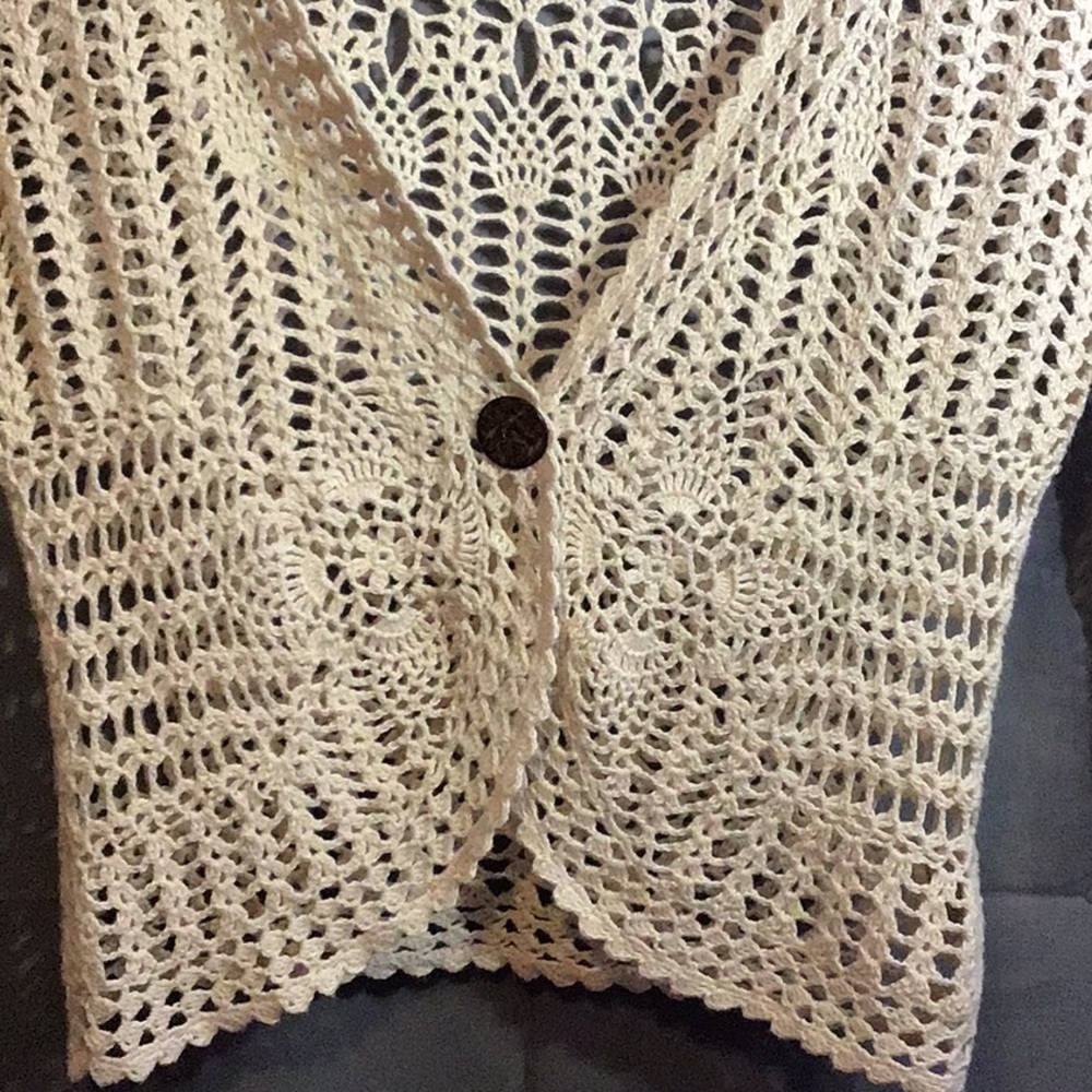 Sweaters | Beautiful Sweater V Neck No Brand No Size No Care Tags ...